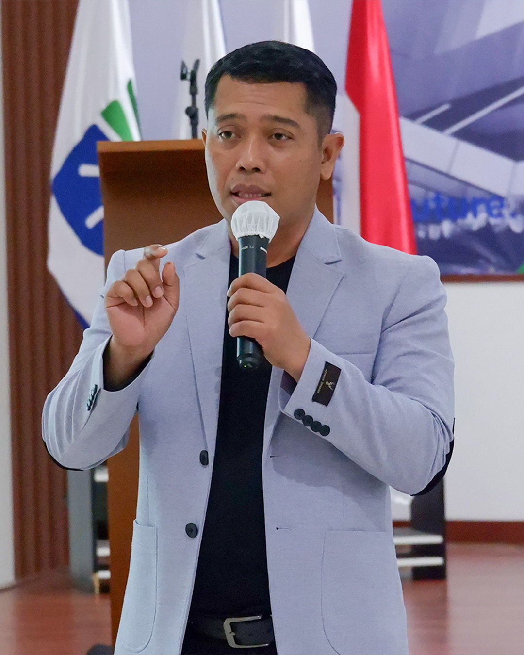 Universitas Dian Nusantara - Undira